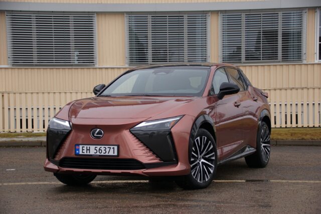 Test: Lexus RZ 450e - Bil og Motorbloggen - biltester og nyheter