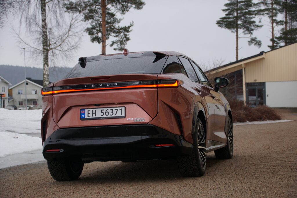 Test: Lexus RZ 450e - Bil og Motorbloggen - biltester og nyheter